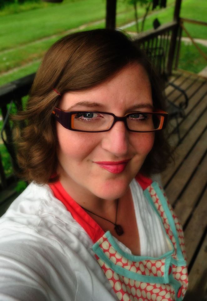 Holler from the Hollers! – Lissa Lucas